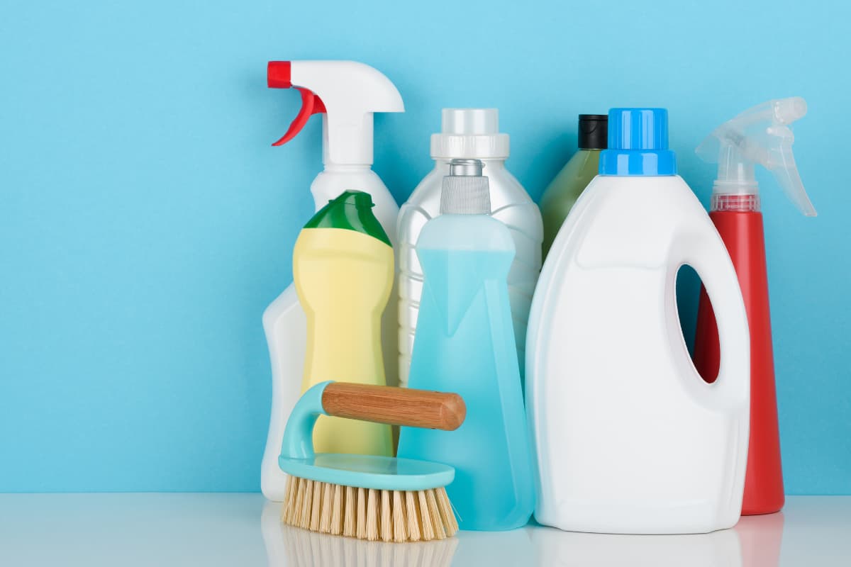 Sodium Lauryl Sulfate (SLS) in Toothpaste: Good or Bad?